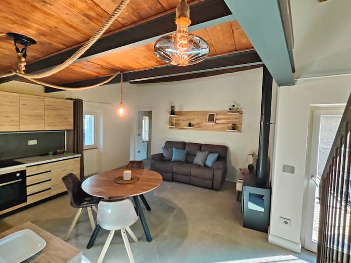 Volaterrae Deluxe Loft With Garden - Volterra