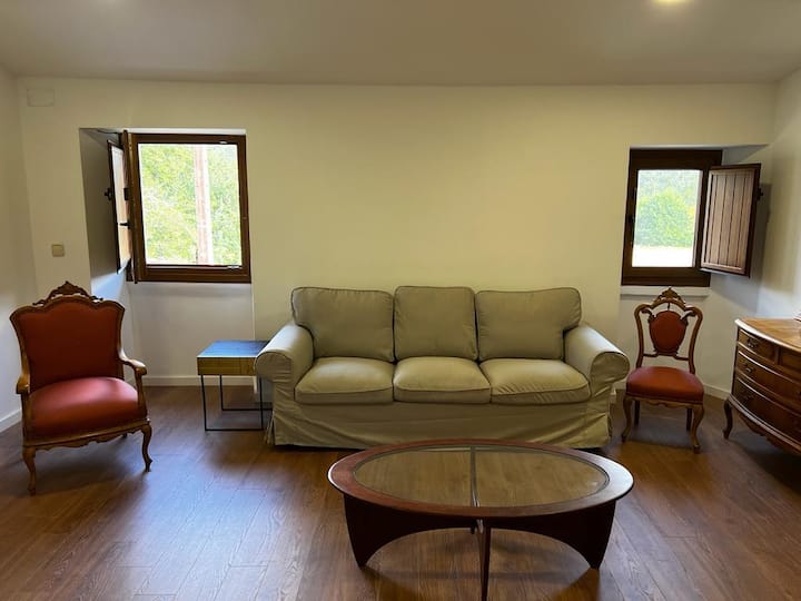 Casa De Piedra Con Terreno Y Piscina - Betanzos