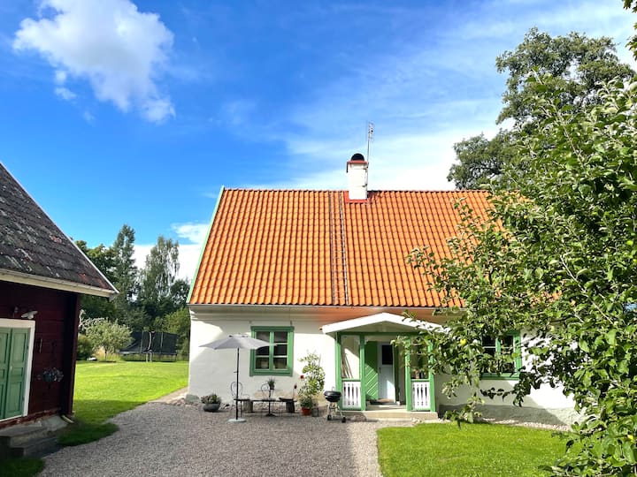 Stenhus I Sörmland Vid Lugn Sjö - Vingåker