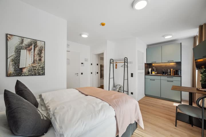 Limehome Nuremberg Celtis | Single Suite + Balcony - Nuremberg