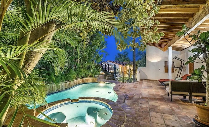 Luxurious Mediterranean Villa In Hollywood Hills - Los Angeles, CA