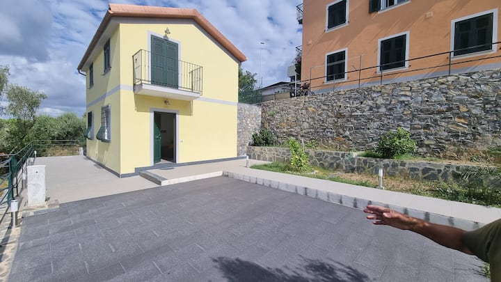 Villetta Con Giardino - Genoa