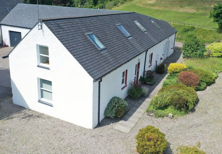 Swallow Cottage - A Charming Barn Conversion - Glencoe