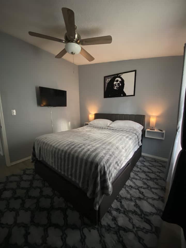 South Of Downton - Orlando, FL