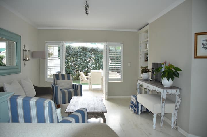 Secluded River Club Villa - Plettenberg Bay