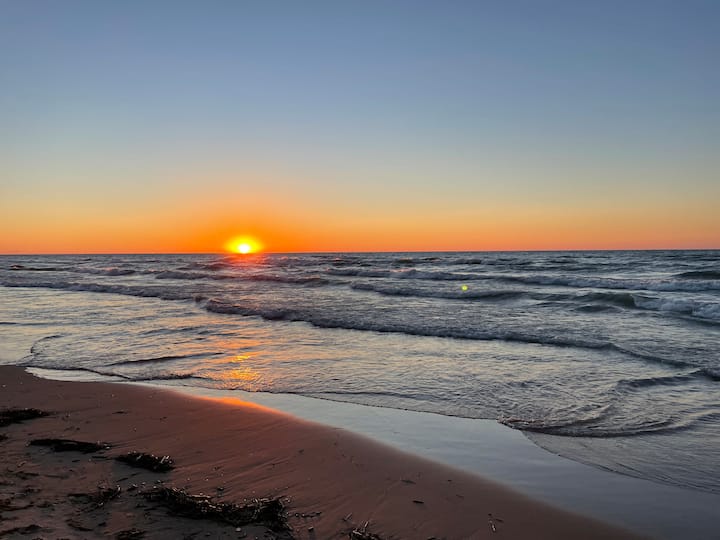 Sunset Pines Beach House - Grand Bend