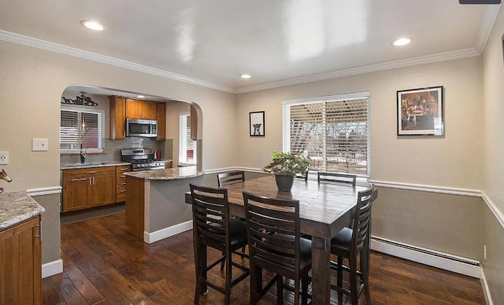 Luxury Farm Livin' In The City - Lakewood, CO