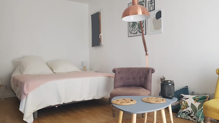 Chambre, Sdb, Espace Petit Déj, Terrasse Colline - Aubagne