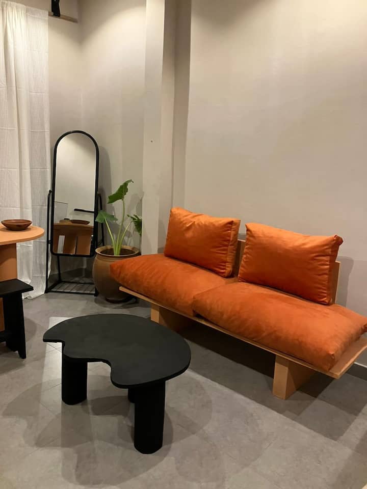 Akaabo Cotonou - Artisanal Suite - Accra