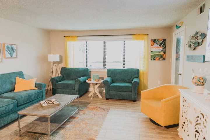3 Bedroom Waterview Sleeps 9 Pensacola Beach Pool - Pensacola Beach, FL
