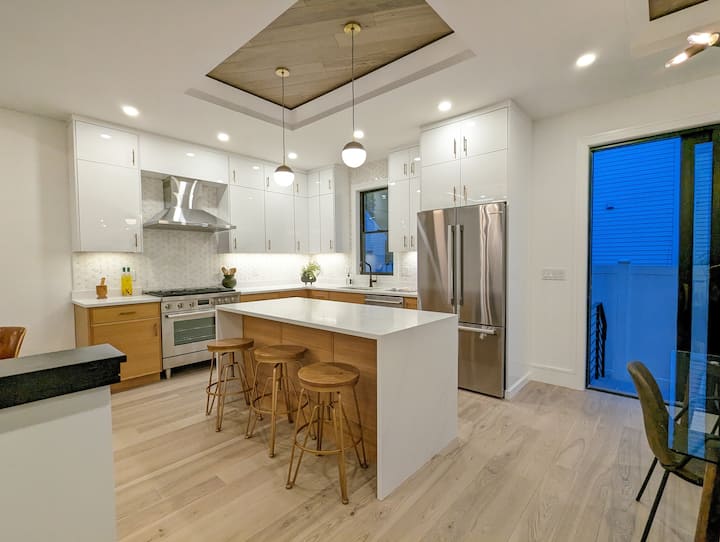 6 Miles To Boston Luxury Townhouse Monthly Rent - Brandeis University, Waltham