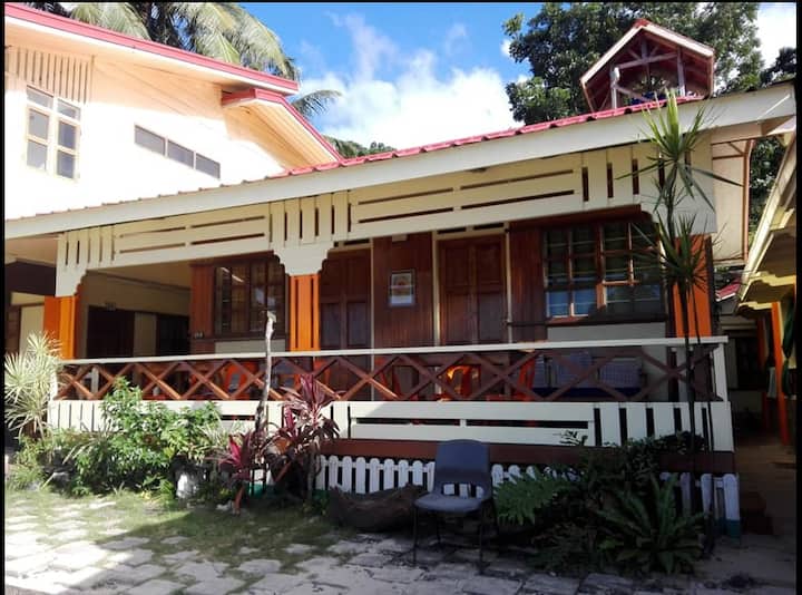 El Nido Beachfront Seaview: Paradise Awaits! - El Nido