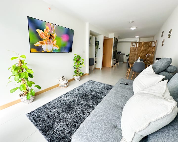 Apt 6 Miles Sjo Airport -Pool-gated-ac-freeparking - San José