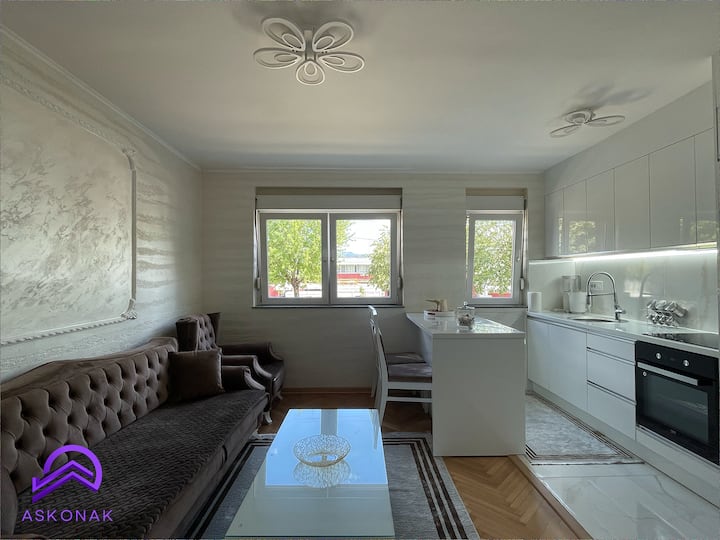 Luksuzni Stan U Novom Pazaru - Novi Pazar