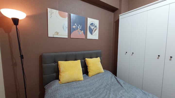 Affordable Whole 2 Bedroom Condo High Floor Bgc - Pasig