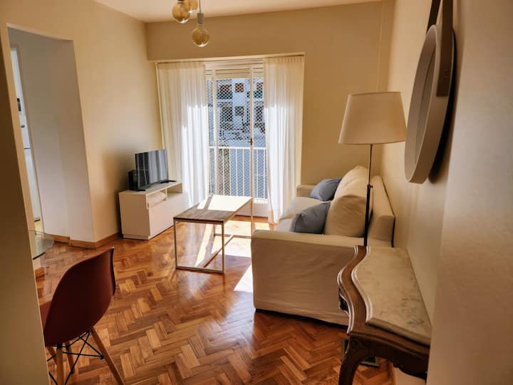 Departamento Super Luminoso En Recoleta - Buenos Aires