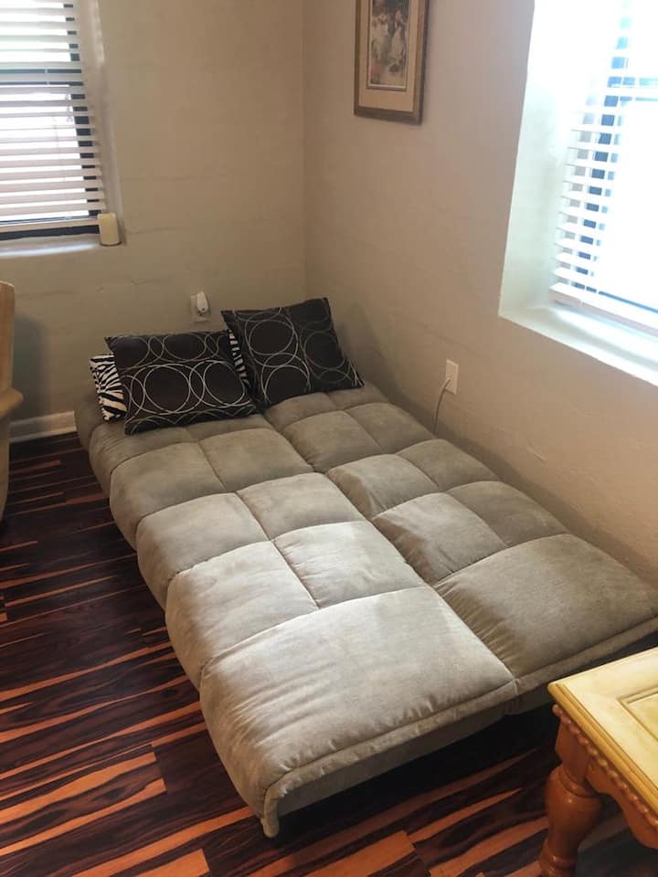 Cozy Place To Call Home. #3 - Tallahassee, FL