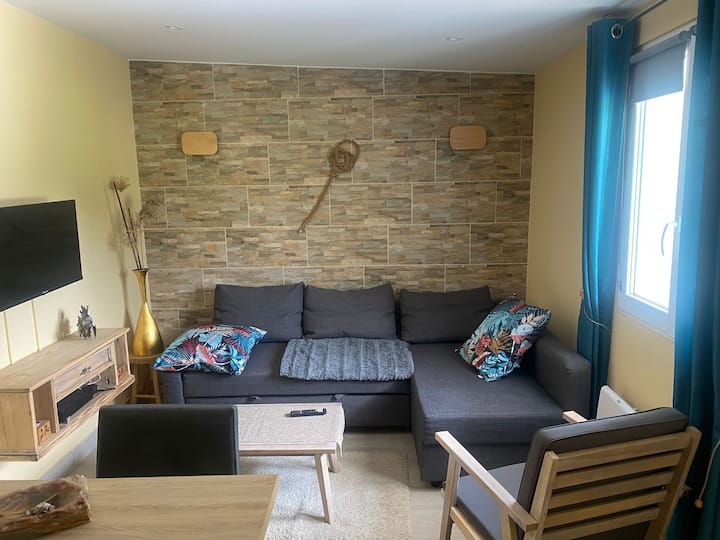 Studio Indépendant Avec Piscine - Charleville-Mézières