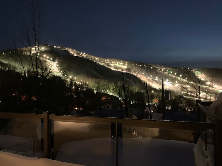 Chalet Ski In/ski Out Avec Vue ! - Bromont