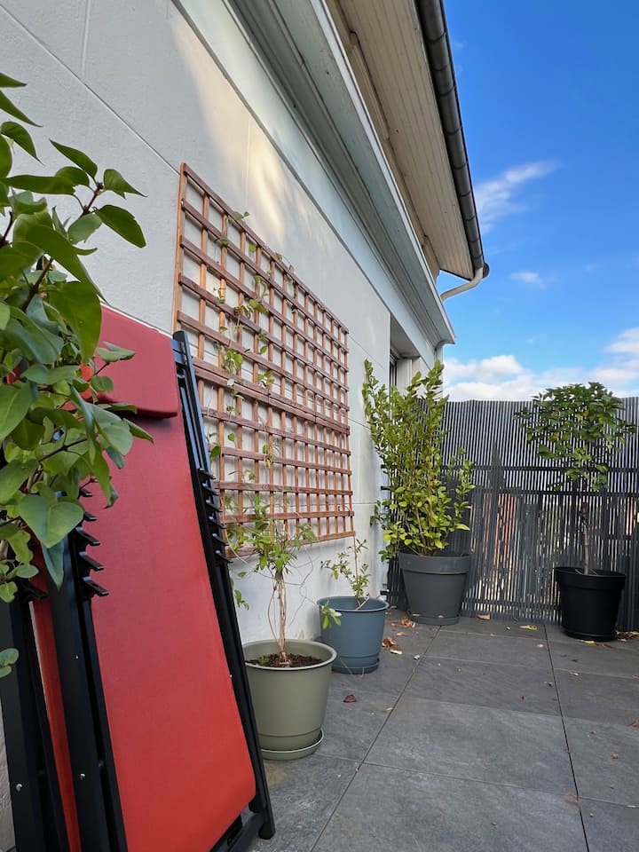 Appartement Cosy Avec Terrasse - ibis Paris Pont de Suresnes Longchamp