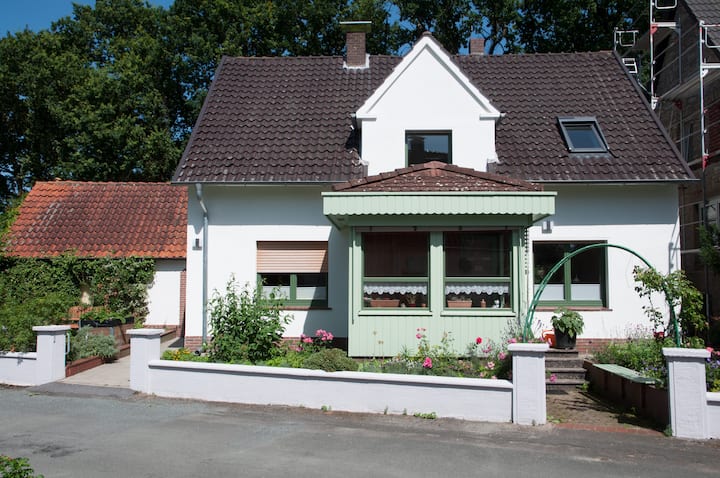 4 Sz, Ganzes Haus, Im Grünen - Detmold