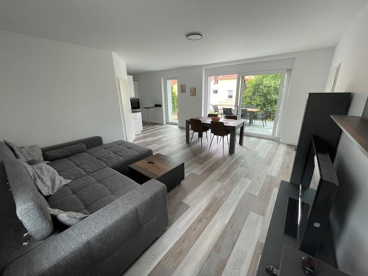 Moderne Und Komfortable Fewo 1 Für 1 -4 Personen - Senftenberg