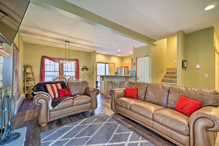Camelback Pine | Hot Tub | Close To Waterpark - Tannersville, PA