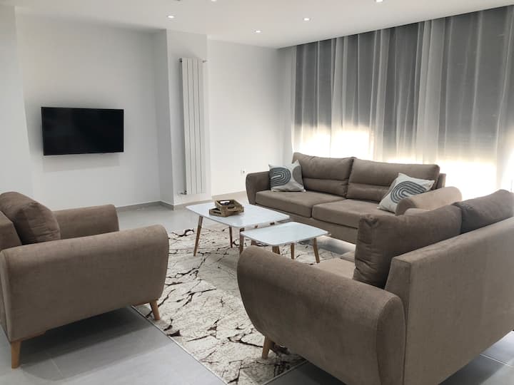 Appartement Moderne F4 En Résidence Sécurisée - Algeria