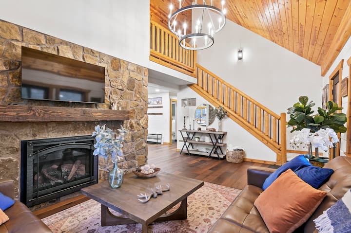 Evermore Cabin - Cabins for Rent in Evergreen, Colorado, United States ...