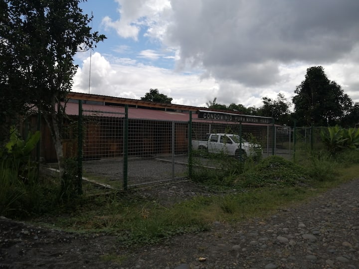 Yura Manda Huasi - Orellana