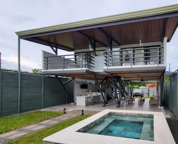 Villa Foresta La Fortuna - Couples Getaway! - La Fortuna