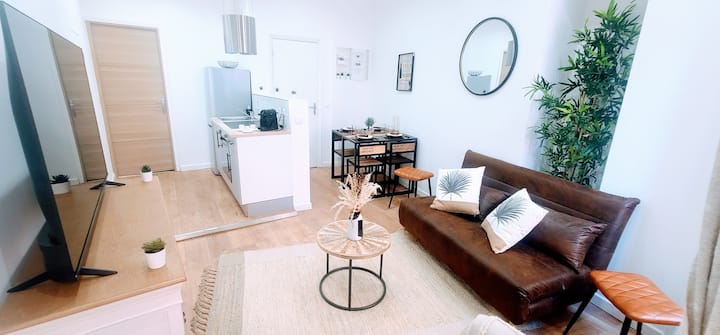 7 Couchages Aux Portes Des Célèbres Parfumeries - Grasse