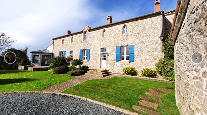 Logis 18e 20mn Puy-du-fou - Puy du Fou