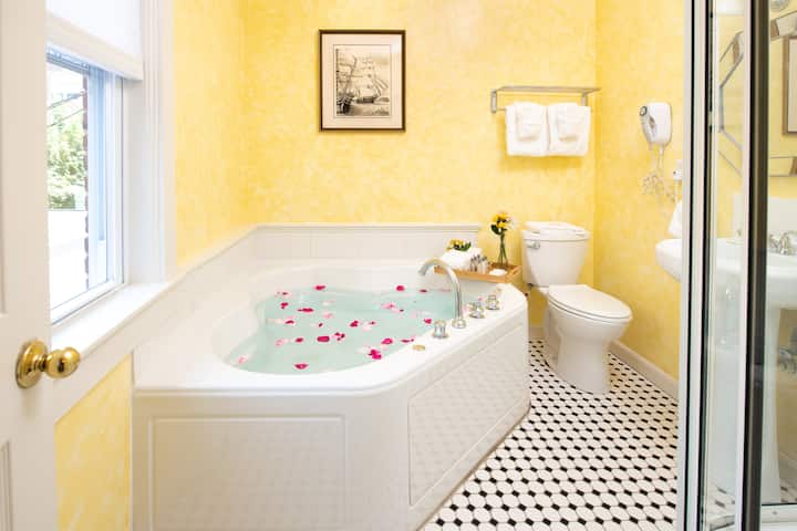 Downtown 101 /King Size/jacuzzi - Newport