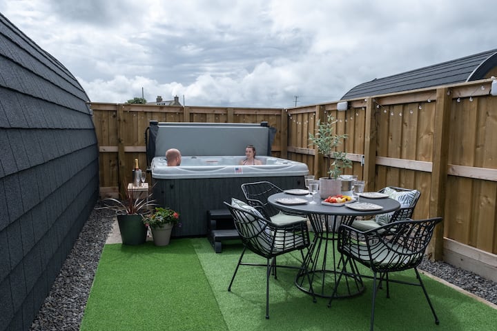 The Coo Shed With Private Hot Tub - Thurso