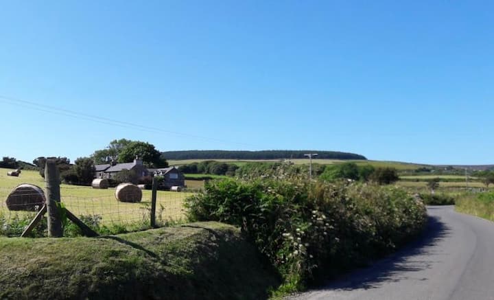 Luxury Manx Farmhouse - Isle of Man