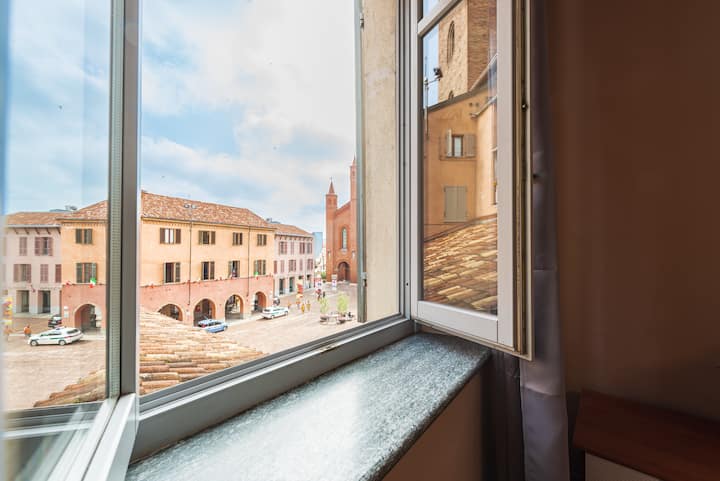 Palazzo Ciravegna, In The Heart Of Alba Langhe - Alba