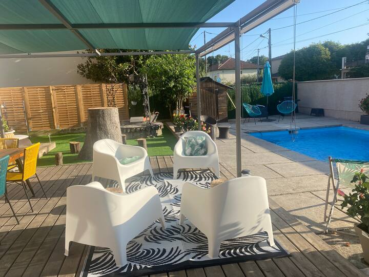 Agréable Chambre D’hôte Au Sein D’une Villa - Valréas