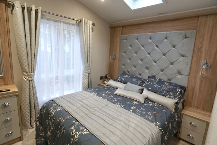 Luxury Lodge Caravan W/ Hot Tub - Perranporth