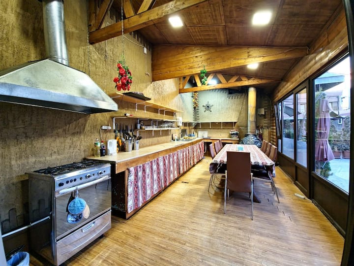 Old Butania Hostel - Yerevan