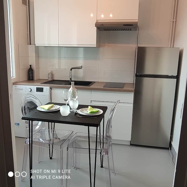 Appartement T1 Lumineux & Charmant Avec Balcon - Vichy