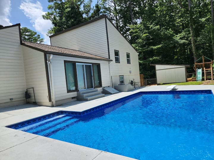 Modern Kennesaw Home W/private Pool 6min From Ksu! - Kennesaw, GA