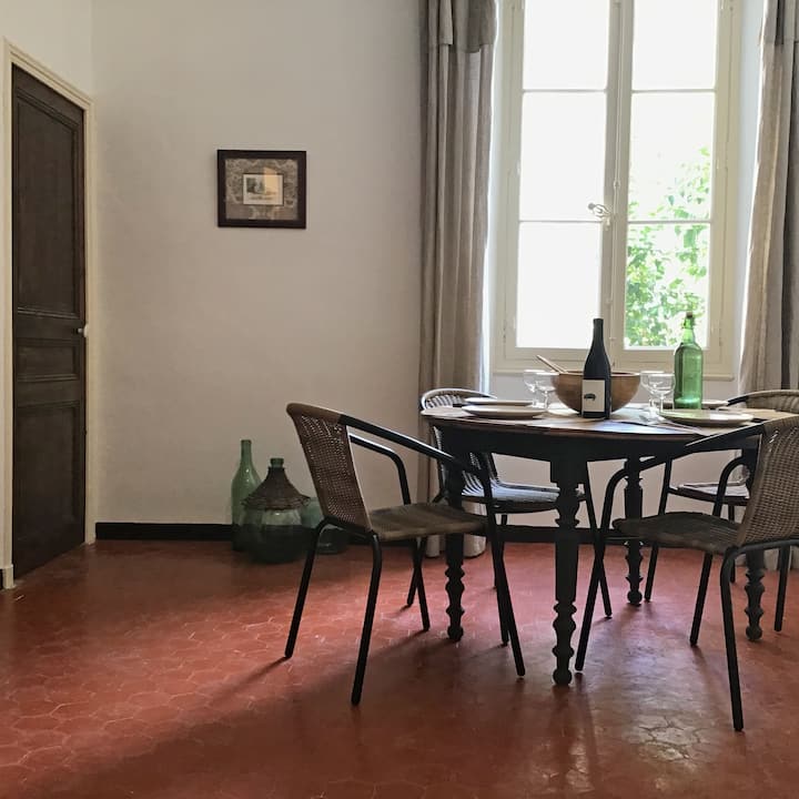 Appartement Dans Authentique Demeure Du 19e Siècle - Collobrières