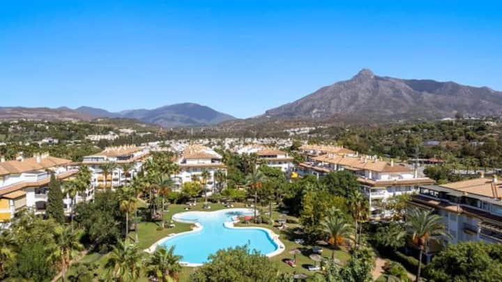 Awesome Location Dama De Noche - Marbella