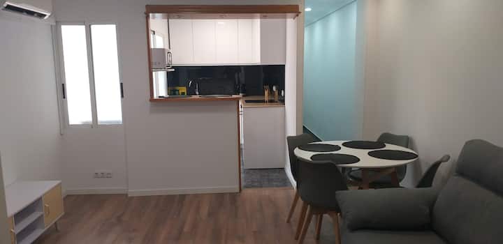 Apartment In Front Of Castle - Alicante