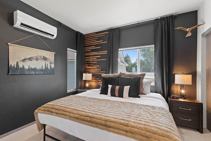 Brand New 2bd, 1.5bth Triplex Unit Near Downtown! - Spokane, WA