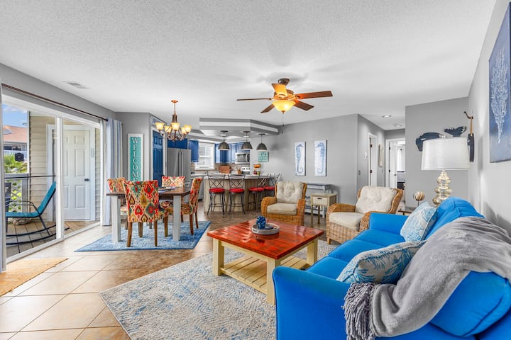 Comfortable Condo Cherry Grove! | Close To Beach! - North Myrtle Beach, SC