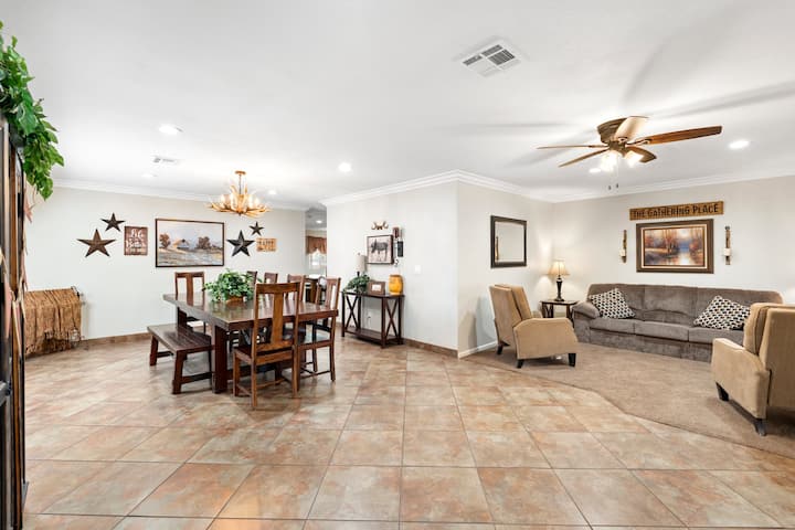 Comfy Spacious Lake Escape For Families & Groups - Pinetop-Lakeside, AZ