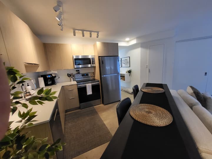 A Stone's Throw - North Vancouver