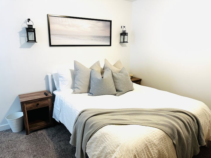 Saratoga Springs Oasis - Saratoga Springs, UT